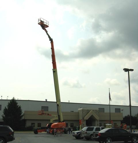 JLG plant opens doors to the public | Local News | shipnc.com