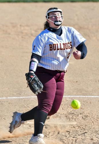 Pitcher Maeve Hurley | Valley Times Star | shipnc.com