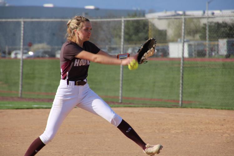 Greyhound softball wins over Bubblers | Local Sports | shipnc.com