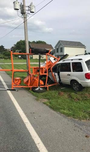 Driver hits PennDOT warning sign, pole | Police | shipnc.com