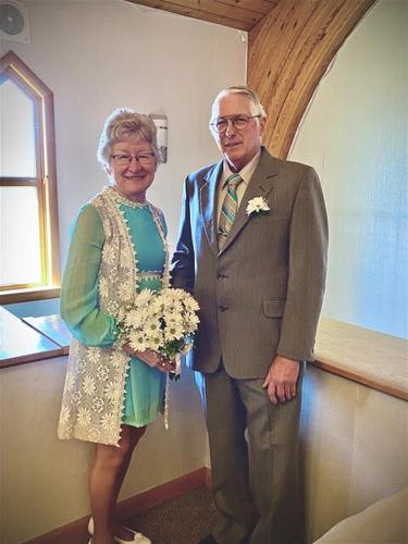50 years strong: Gary and Thelma Diehl recreate their wedding day in ...