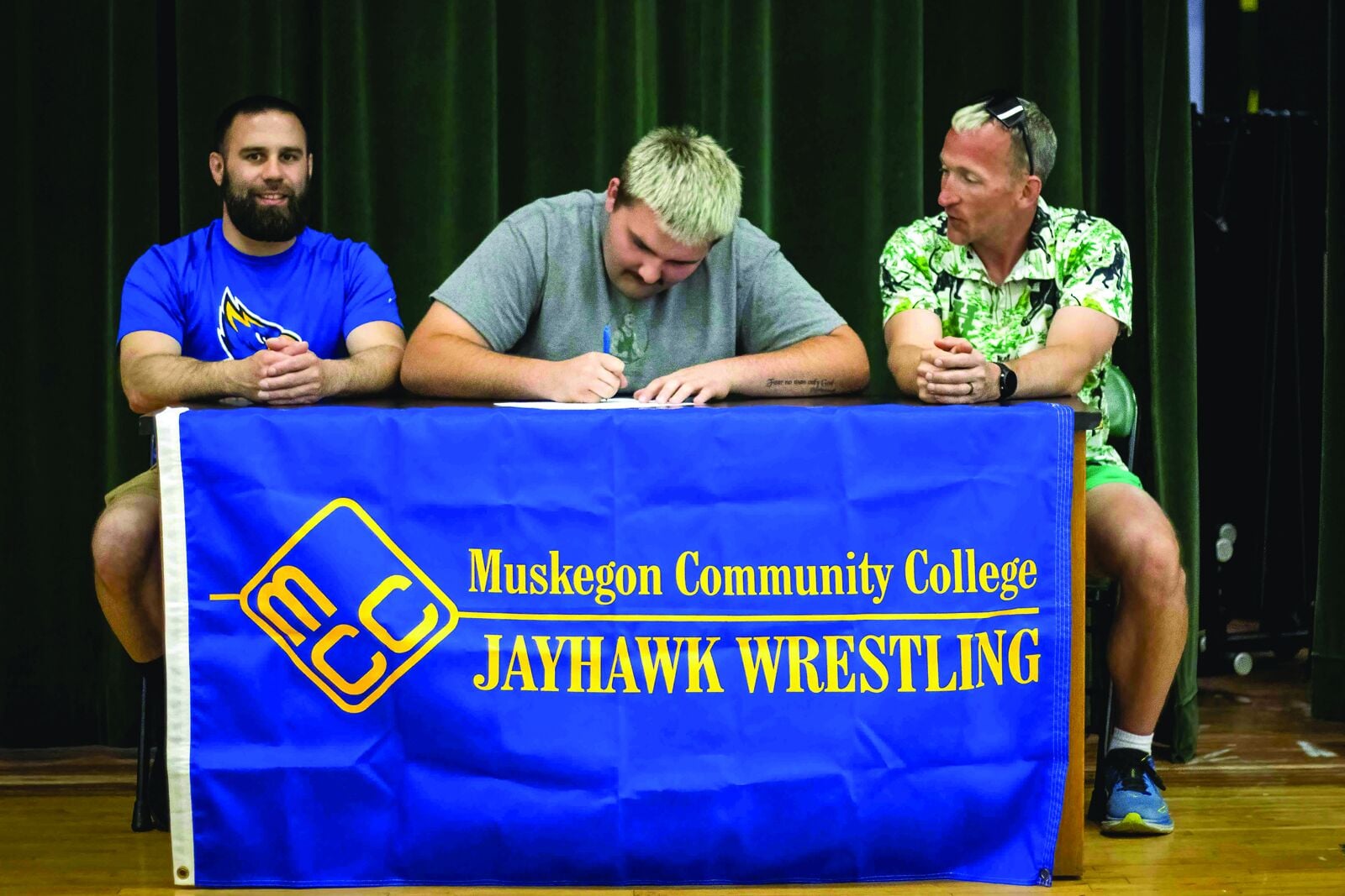 Hesperia's Walker to join MCC wrestling | Oceana's Herald-Journal ...