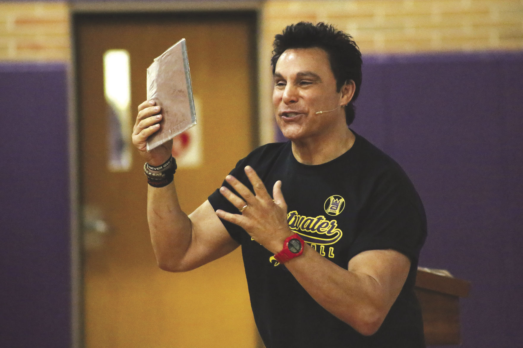 Pentwater students hear message on decision-making | News ...
