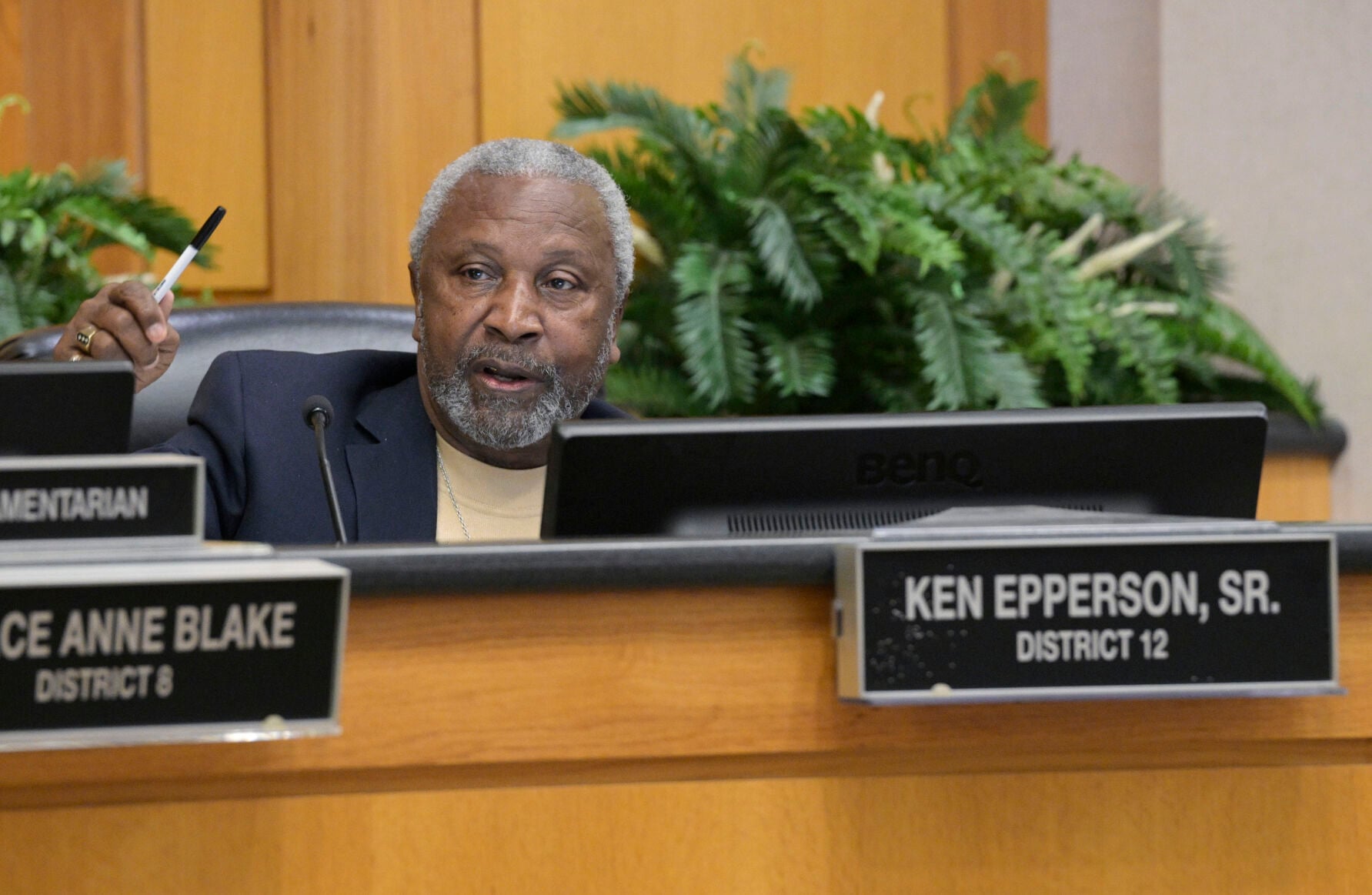SWEPCO updates Caddo commissioners on frequent outages | News ...