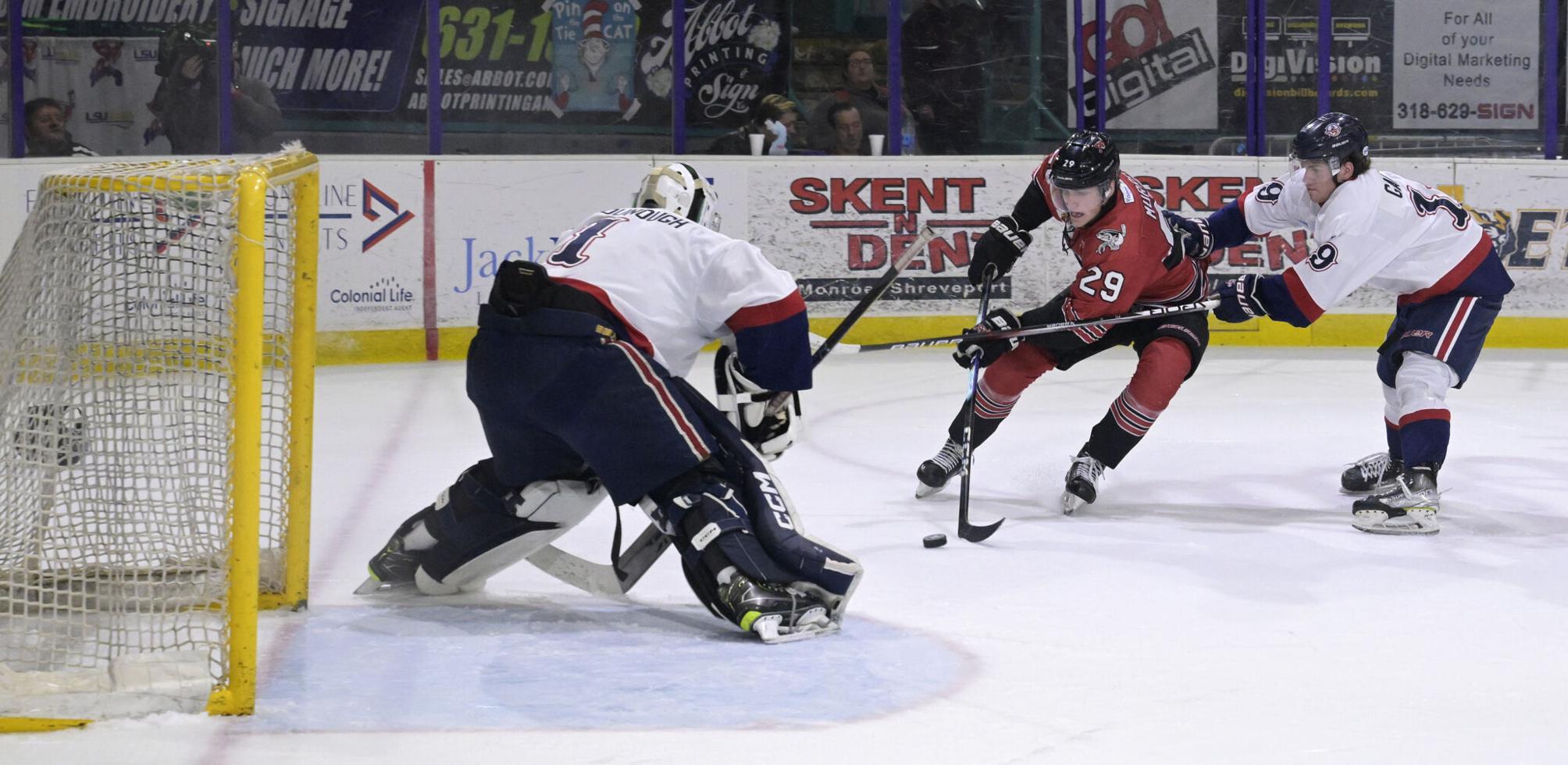 Photos: Mudbugs Hockey wins on Dr. Seuss Night | Photos | shreveportbossieradvocate.com
