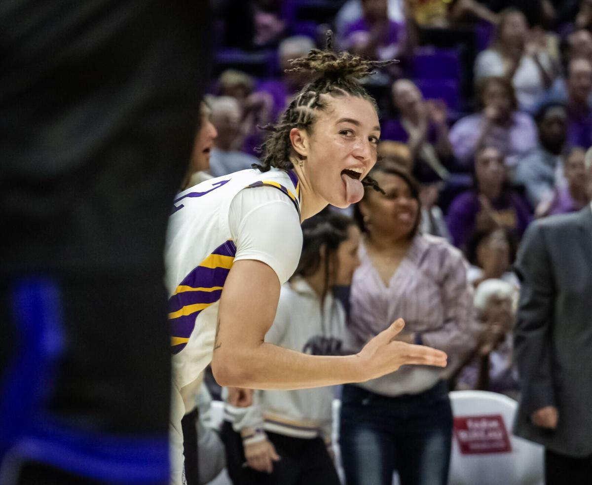 Photos: LSU downs UT-Arlington 110-45 behind career night from freshman ...