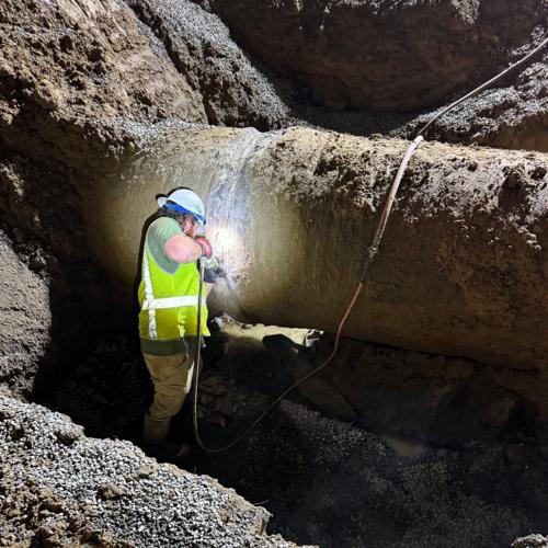 Shreveport removing broken pipe that caused pressure issues | News ...