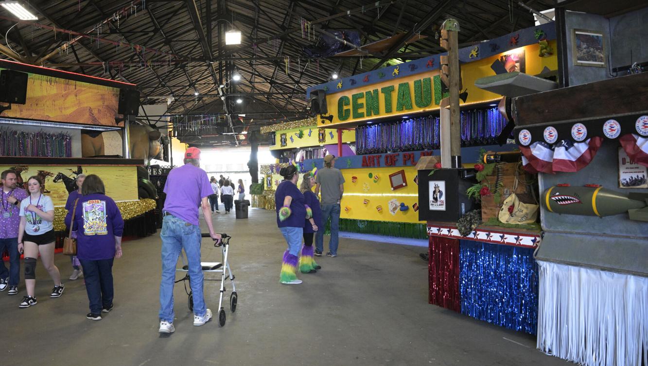 Photos: Krewe of Centaur opens den for float loading party | Krewe of ...
