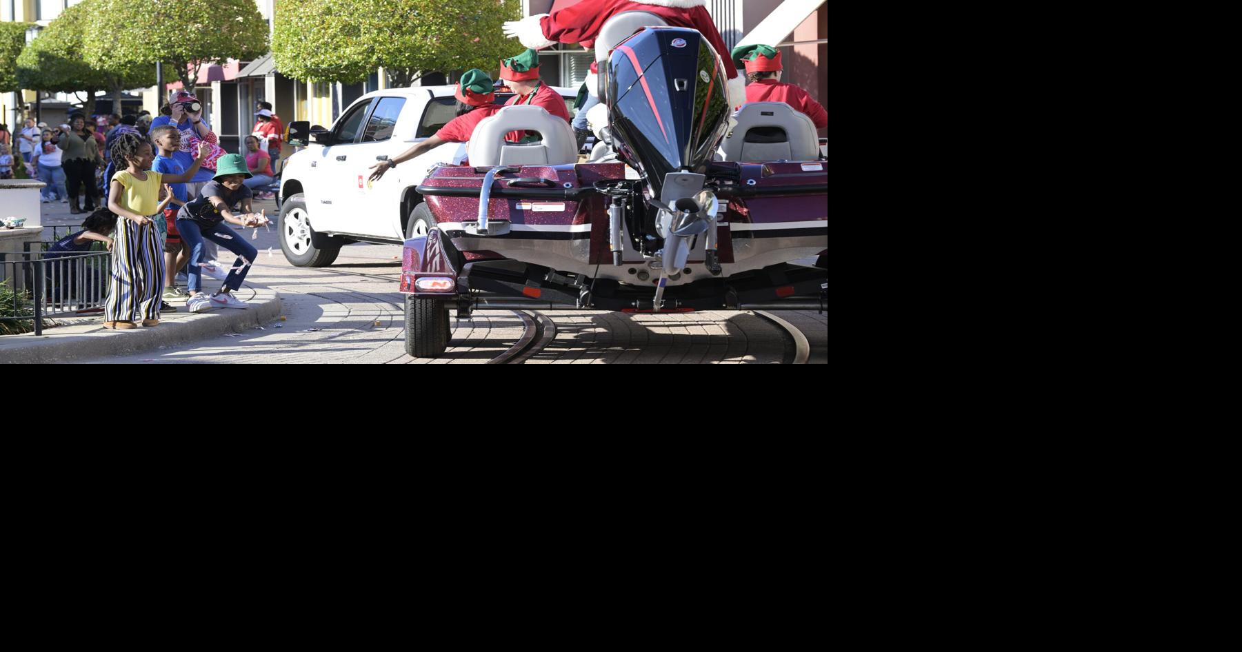 Santa rides in parade at Louisiana Boardwalk in Bossier City | Food ...