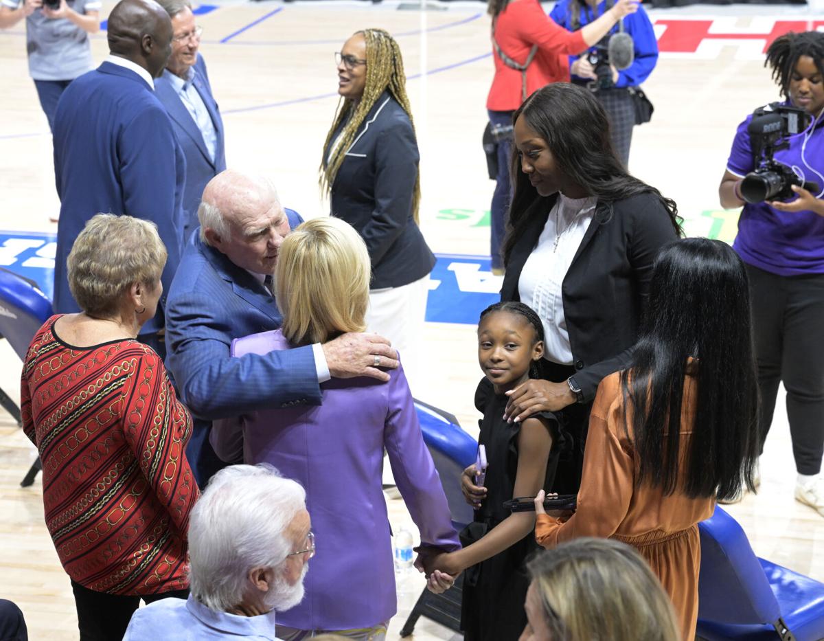Photos: La Tech unveils statue of Kim Mulkey | Photos ...
