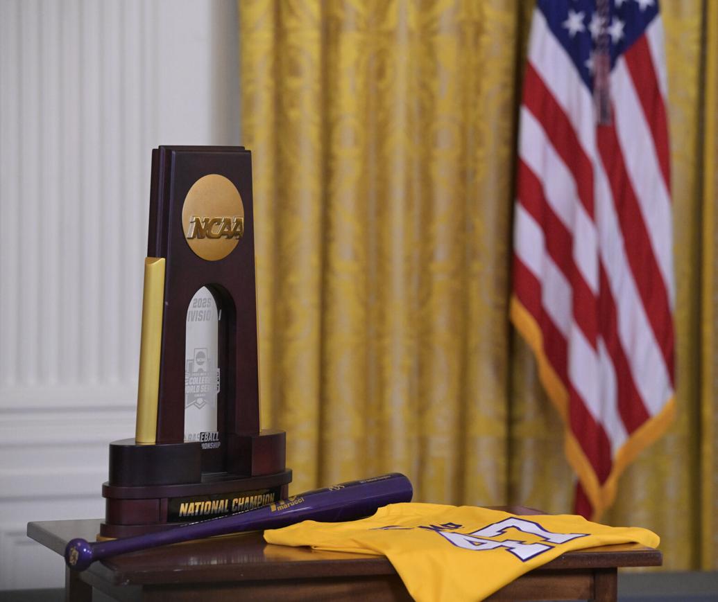 Look at LSU Shreveport, LSU baseball teams at White House | Sports ...