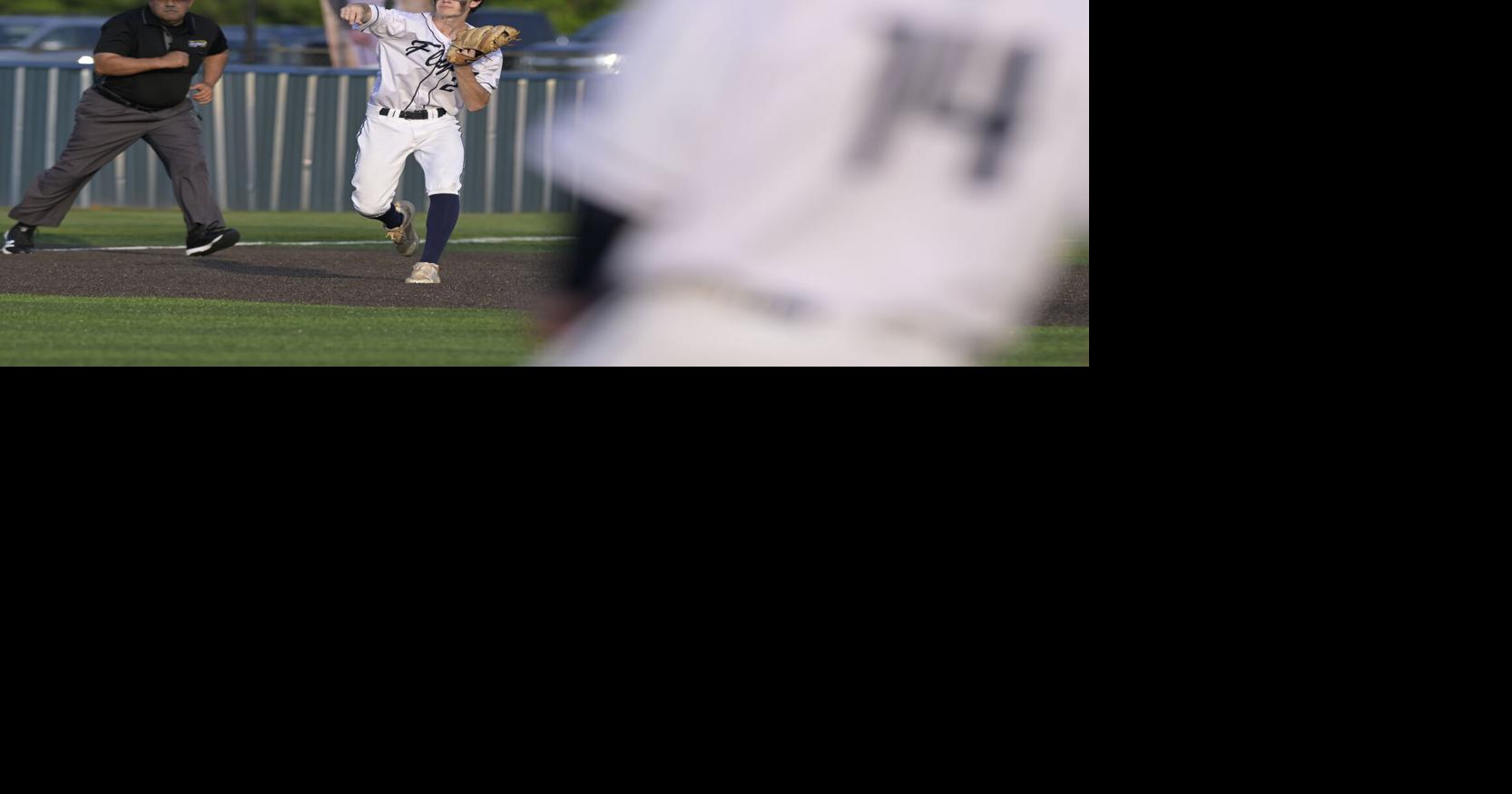 Photos: Loyola baseball wins first game in playoff series | Photos | shreveportbossieradvocate.com