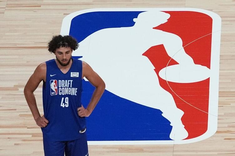 LSU basketball target Allen Graves stays in NBA Draft | LSU ...