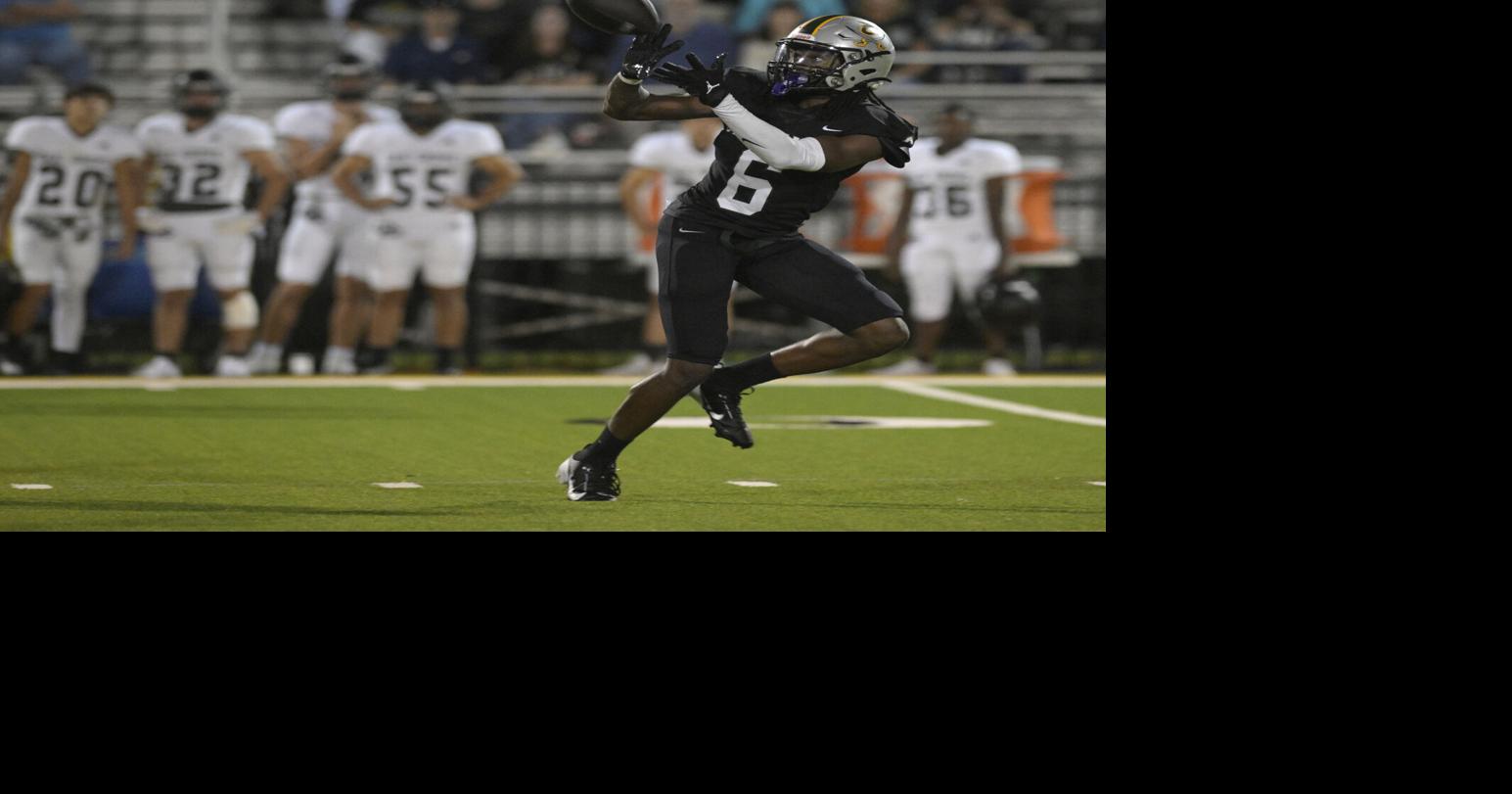 Wardell throws 7 TDs as No. 1 Calvary outlasts No. 2 Oak Grove in wild ...