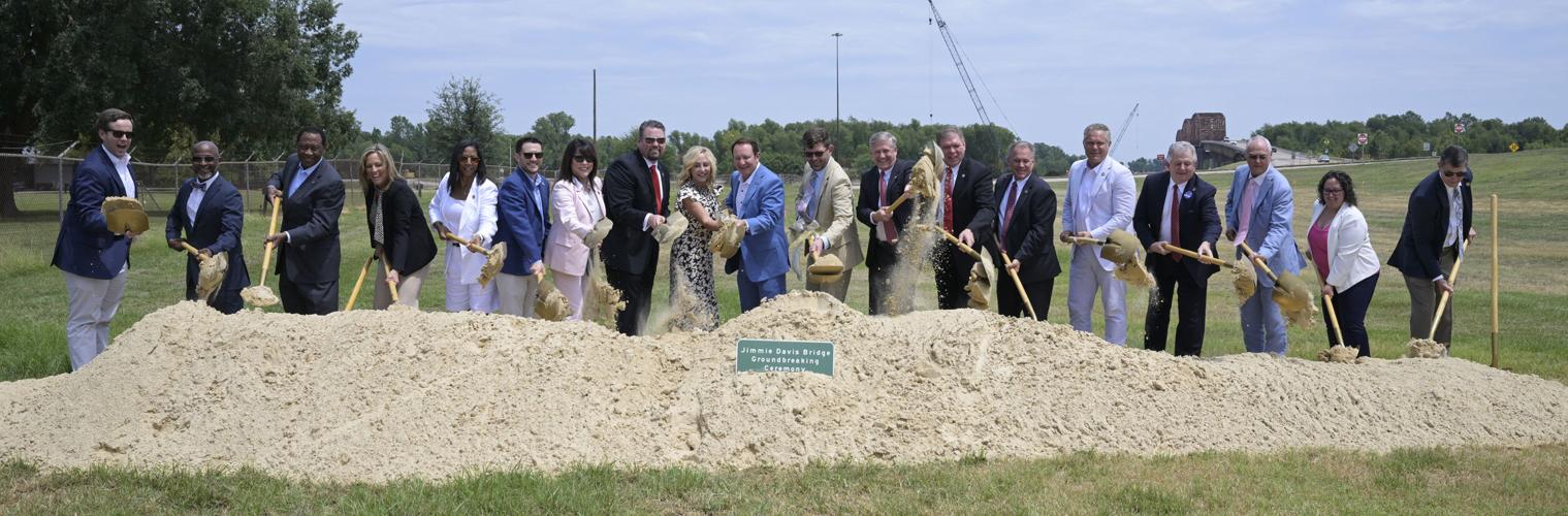 Gov Jeff Landry visits Shreveport groundbreaking ceremony | News ...
