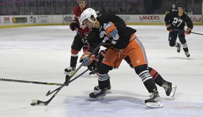 Back-to-back hat tricks put new Mudbugs forward in spotlight | Sports ...