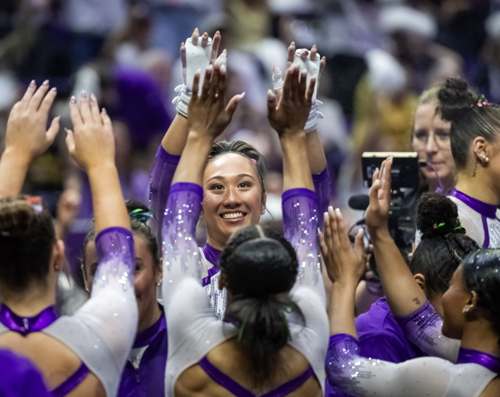 Kailin Chio’s perfect 10 on floor caps a dazzling night for No. 2 LSU ...