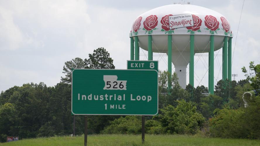 West Shreveport's skyline rosier with water tower paint job | News ...
