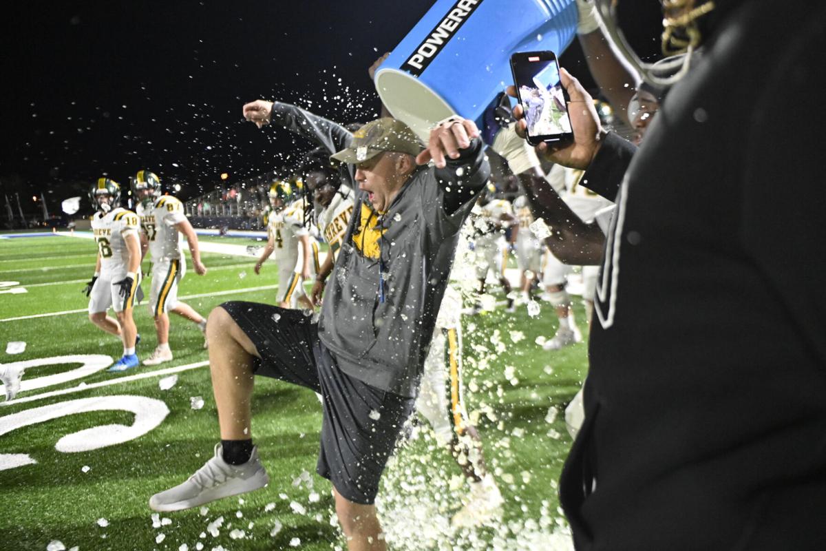 Captain Shreve drops school-record 60 points to end Airline's district ...