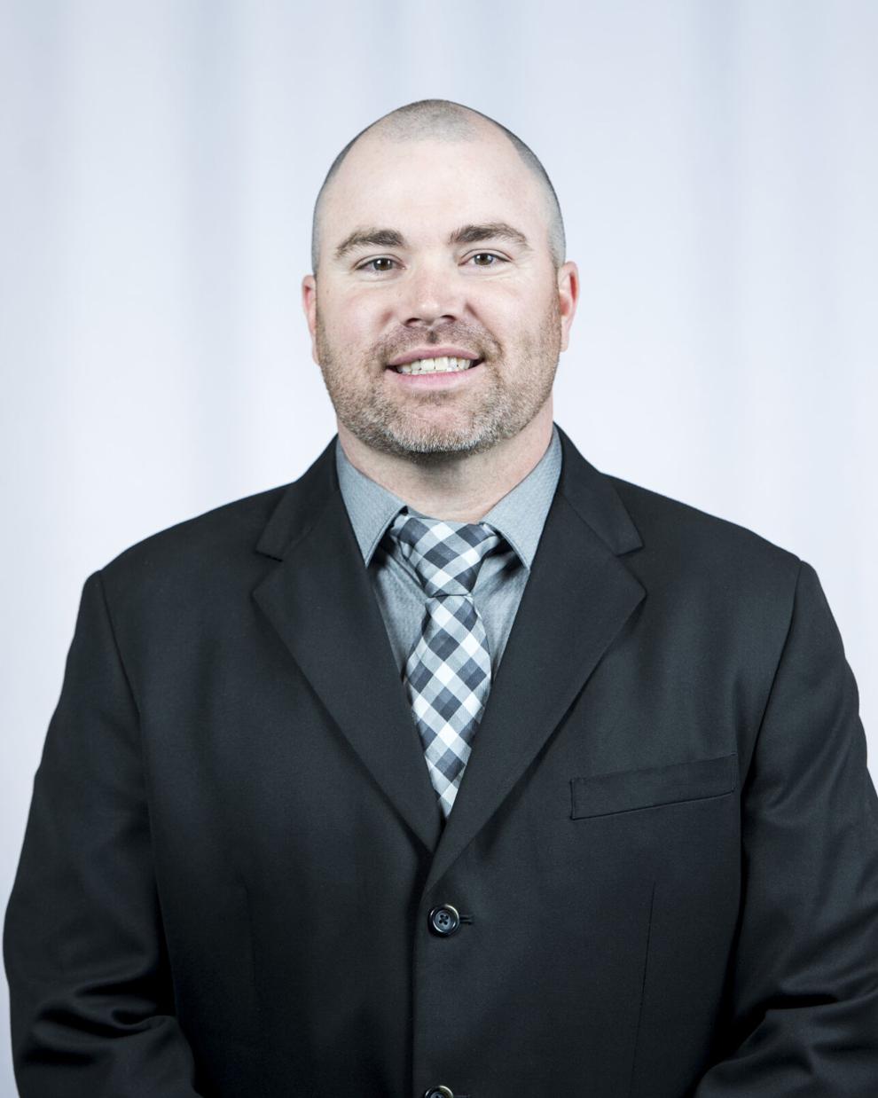 New Eagles football coach brings college pedigree to Sidney | Local ...