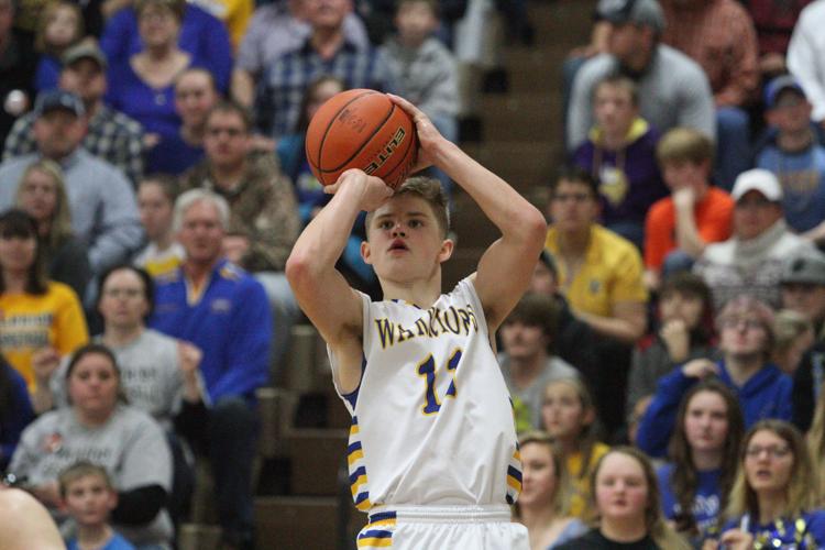 Fairview boys stay alive, force challenge with Frazer | Local Sports ...