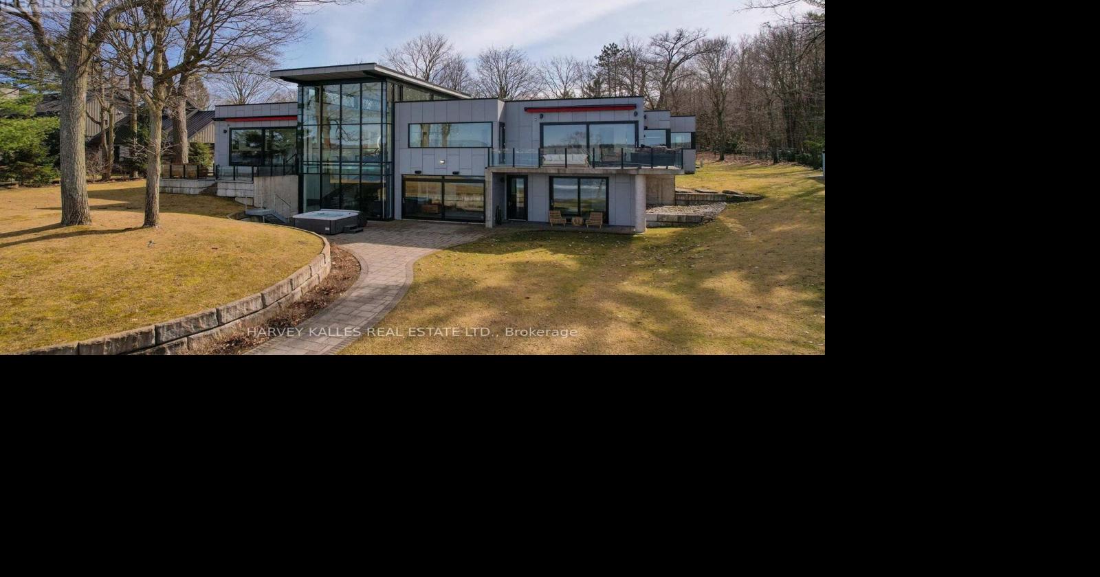 Barrie home with ‘incredible panoramic lake views’ for $6.4M