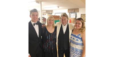 Tenor Mark Dubois and family staging Christmas concert