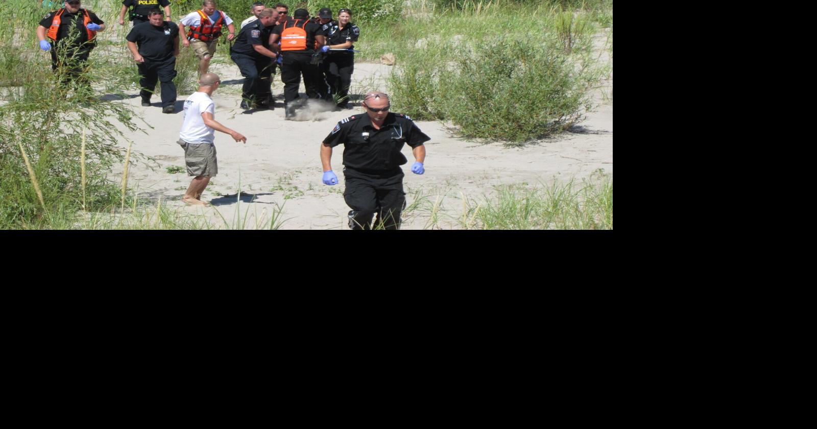 Woman pulled from water at Wasaga Beach dies
