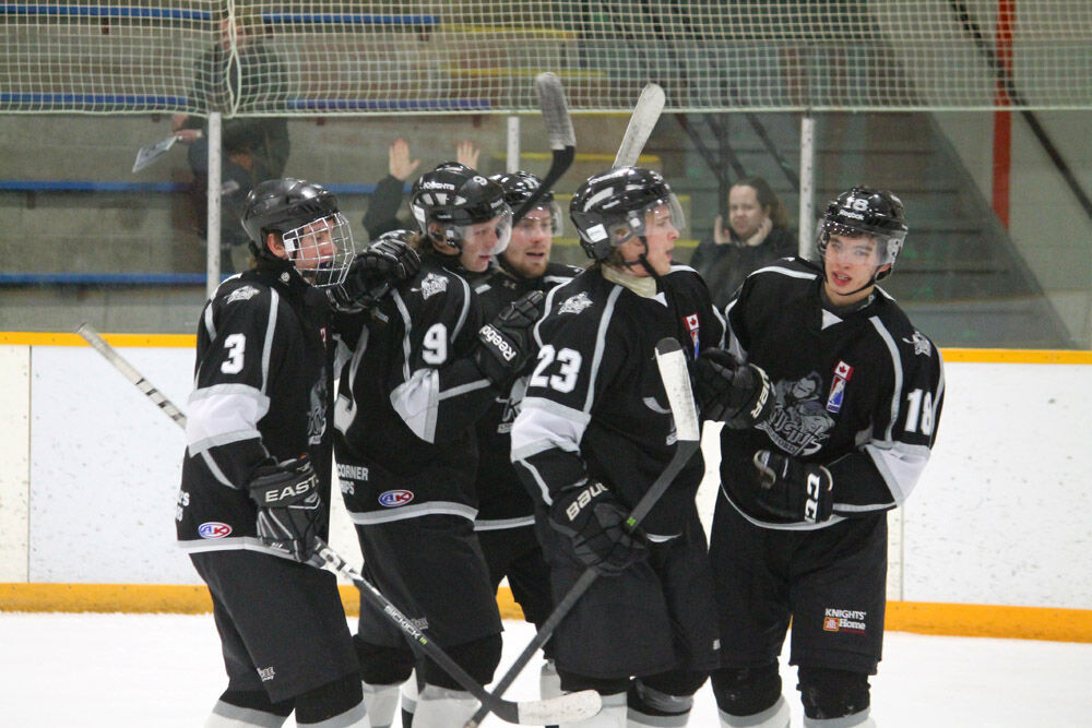 Knights of Meaford advance to playoffs