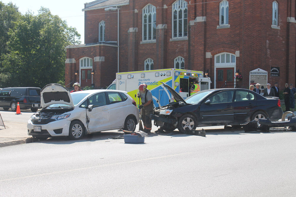 Accident closes portion of downtown Meaford
