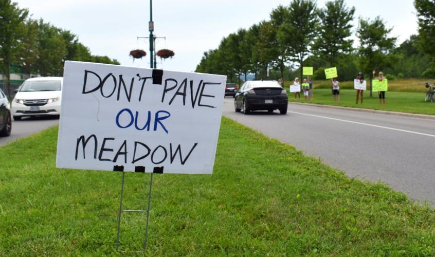 Protests against Barrie waterfront sports complex continue