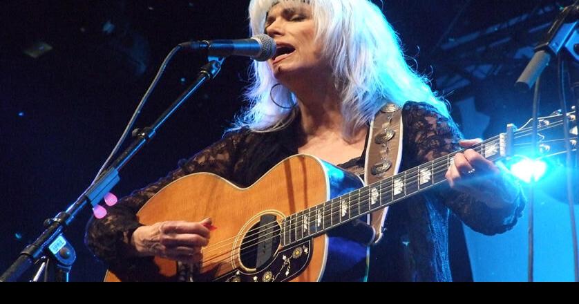 Mariposa a hit with fans