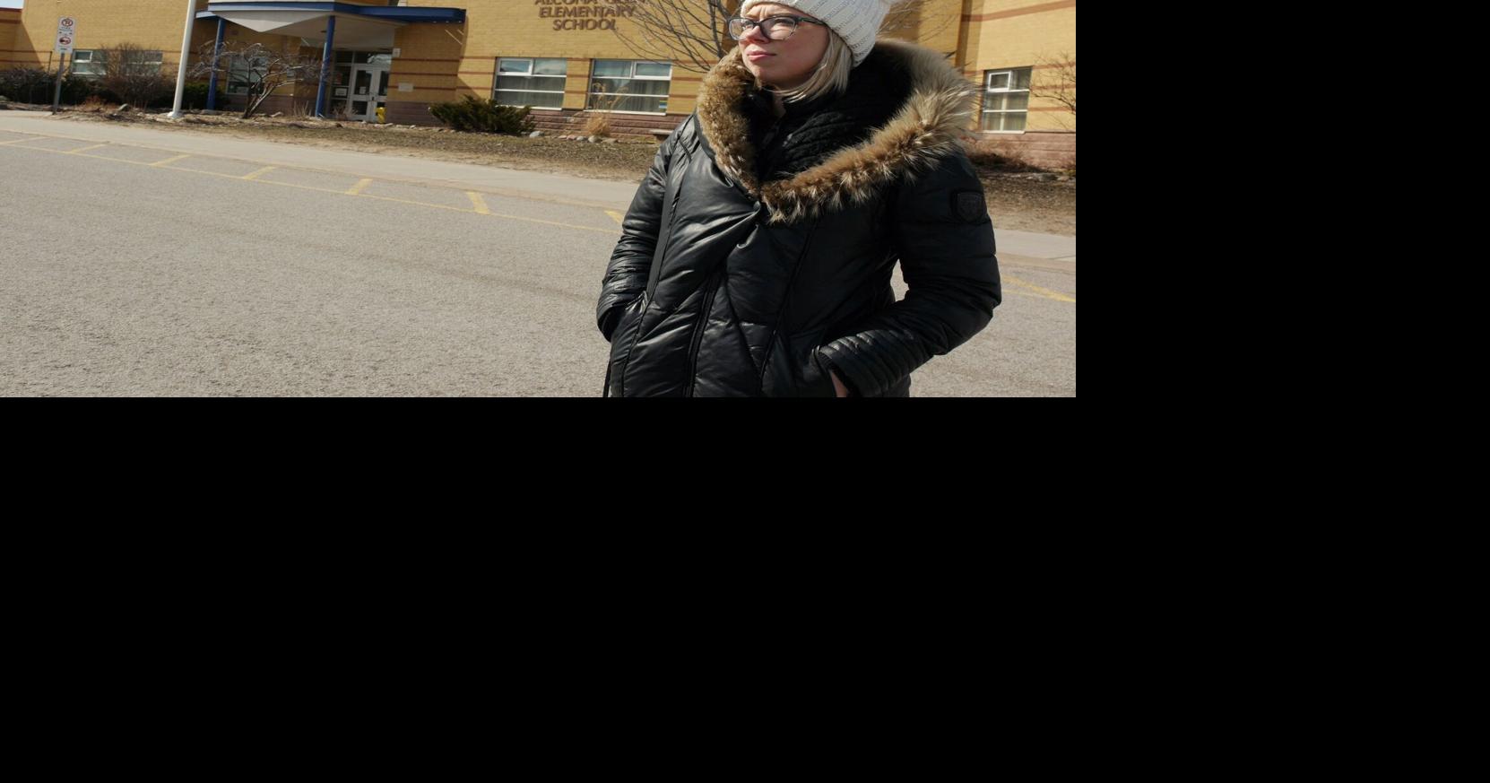 Parent hopes town installs left-hand signal turn at Alcona Glen elementary