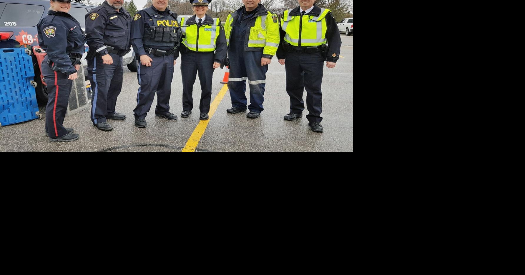 Police check for commercial motor vehicle safety in Innisfil