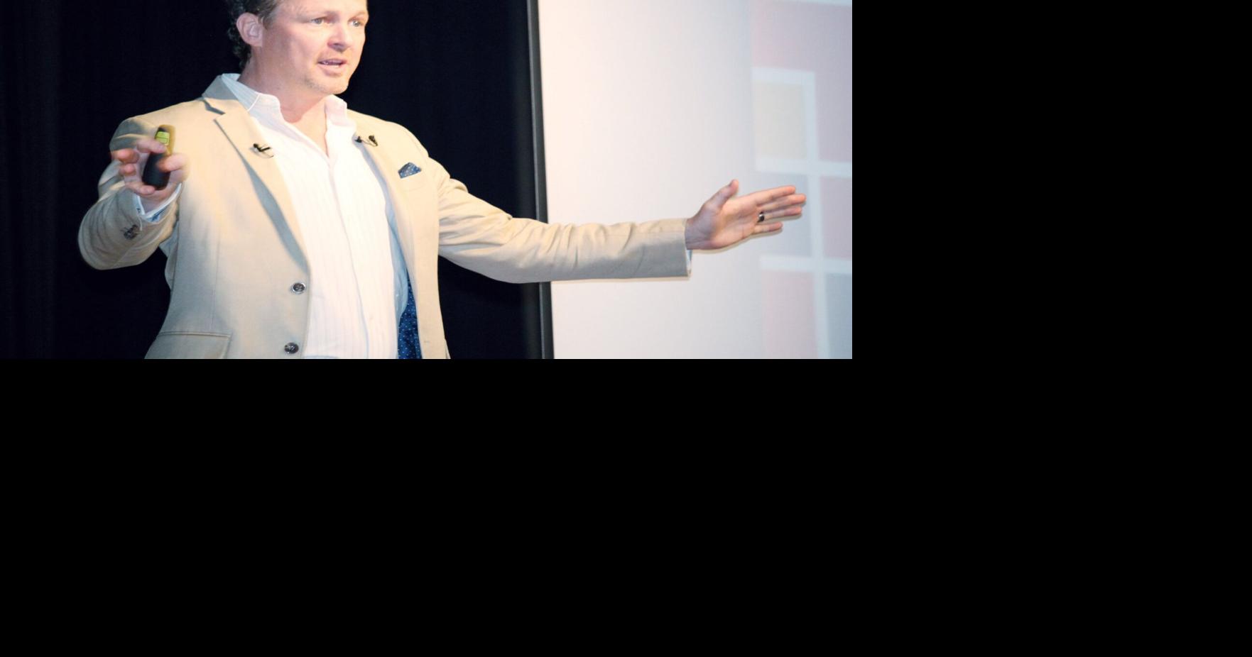 Author’s ‘negative’ ways show how naysayers kill a town