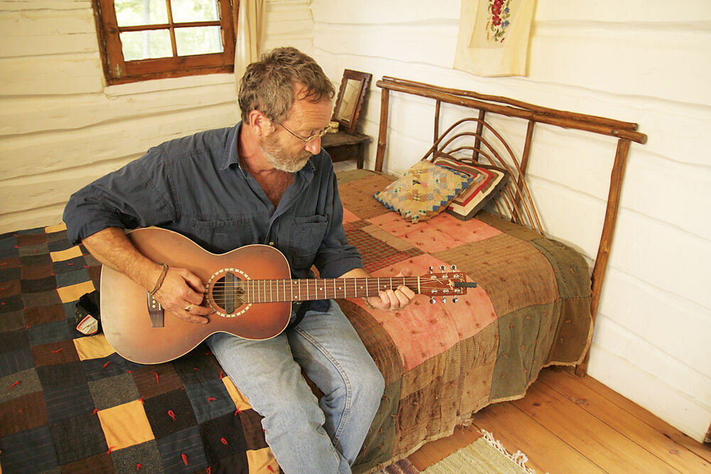 Late bloomer David Francey to play Midland concert