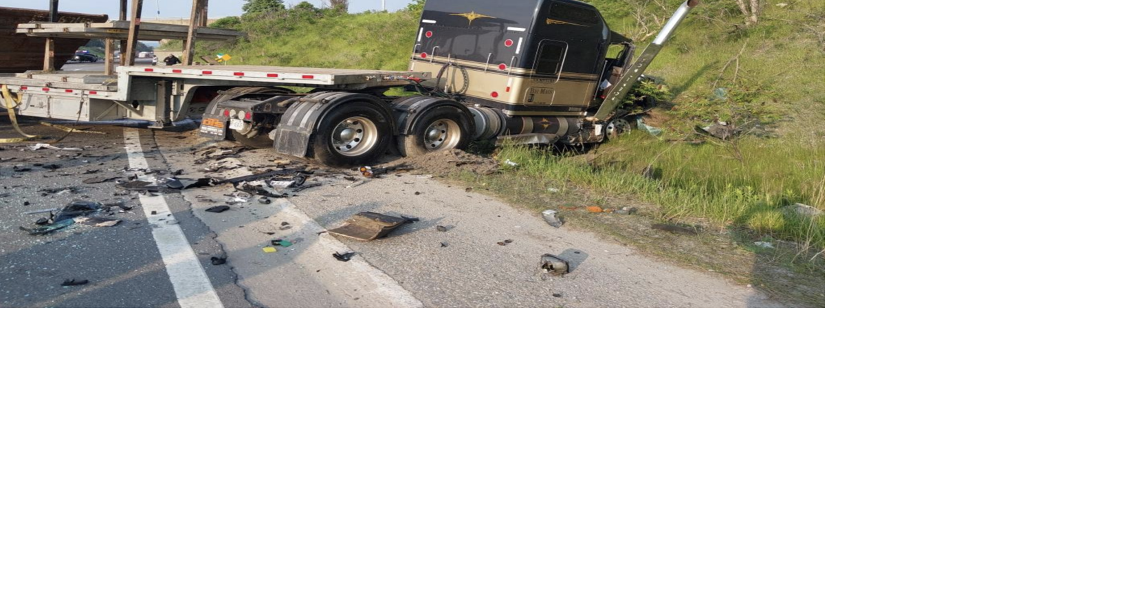 Barrie crash closes stretch of Highway 400