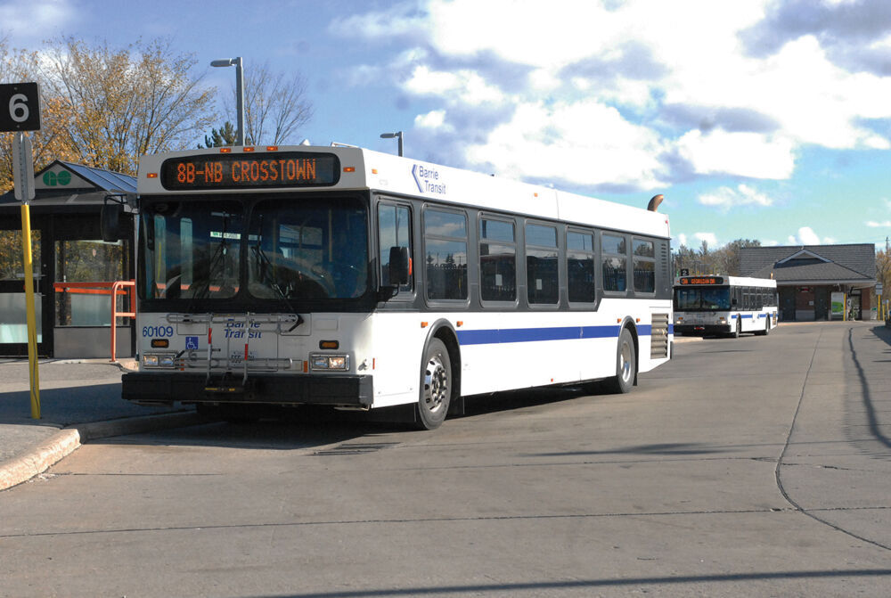 Consultant recommends one-bus “starter” transit system for Innisfil