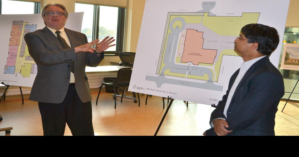 Residents get first look at new Collingwood/Wasaga French school site
