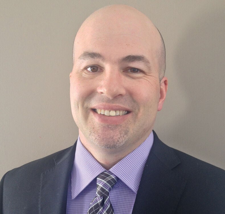 Fourth candidate files for councillor