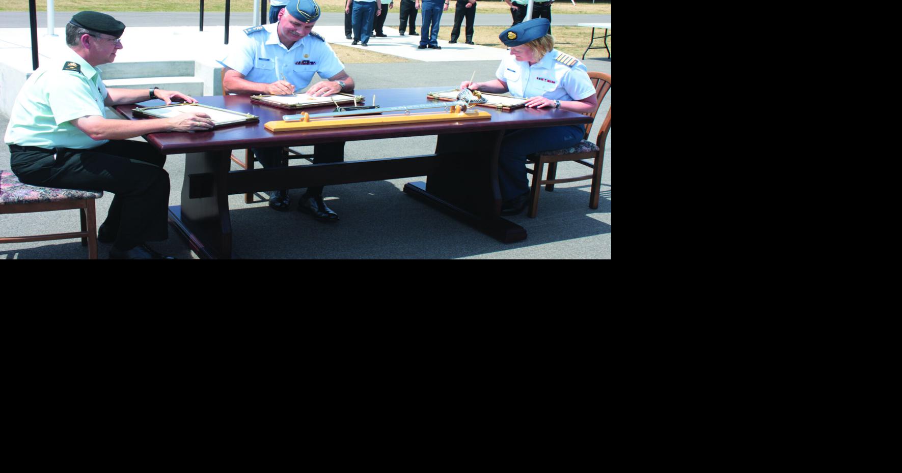 CFB Borden welcomes new commander