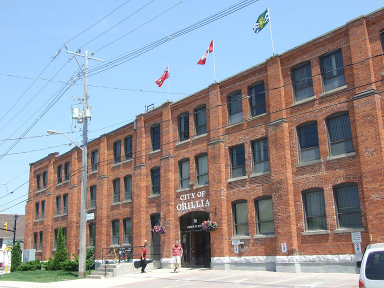 Background checks proposed at city hall