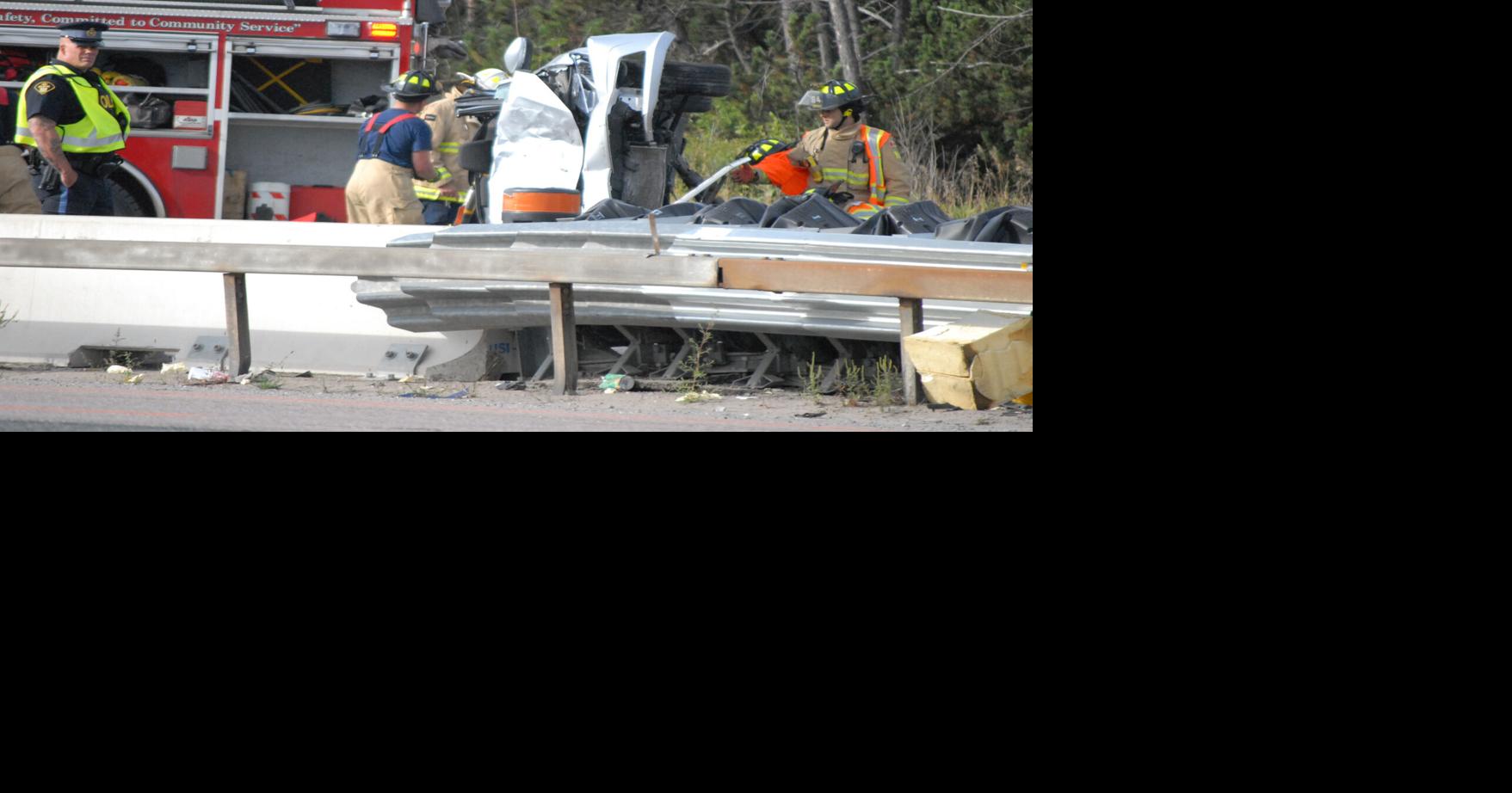 Two-vehicle crash blocks southbound Highway 400 in Barrie