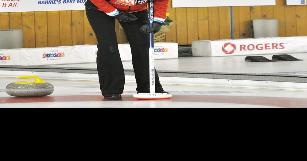 Sherry Middaugh opens Ontario Scotties with extra-end victory