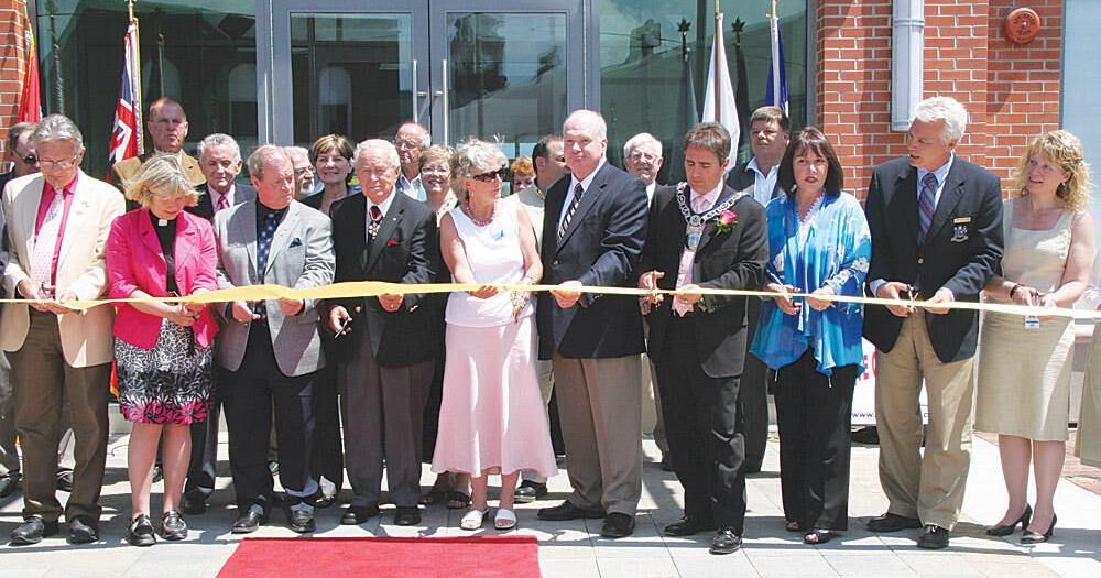 Collingwood officially opens library