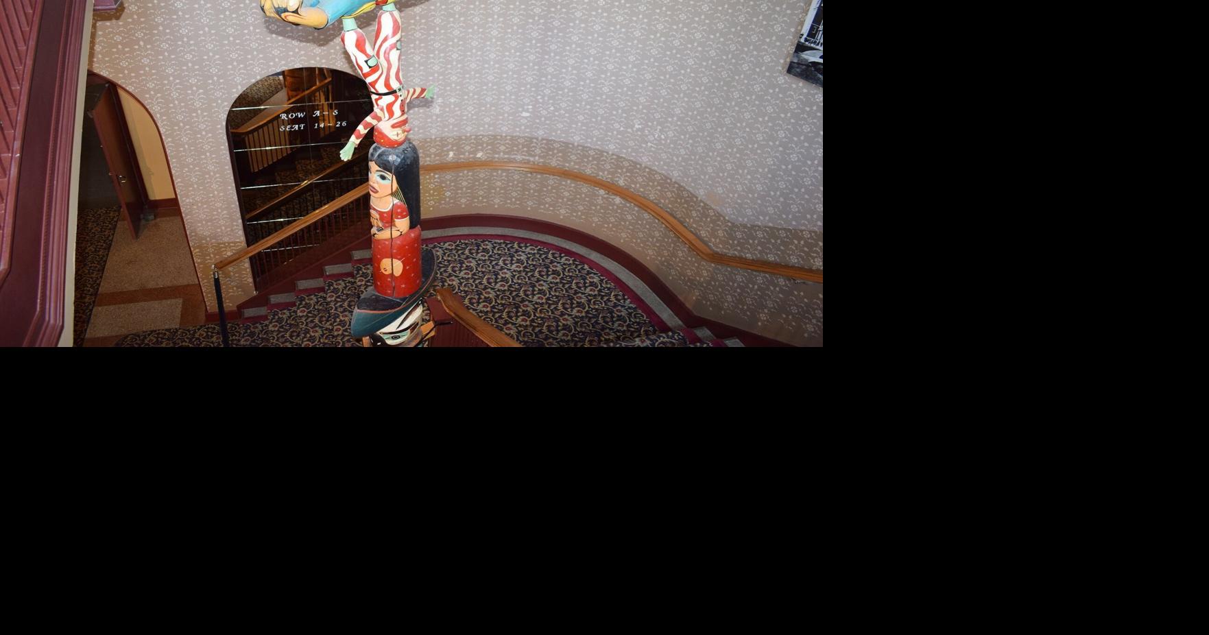 Controversial artwork to be removed from opera house