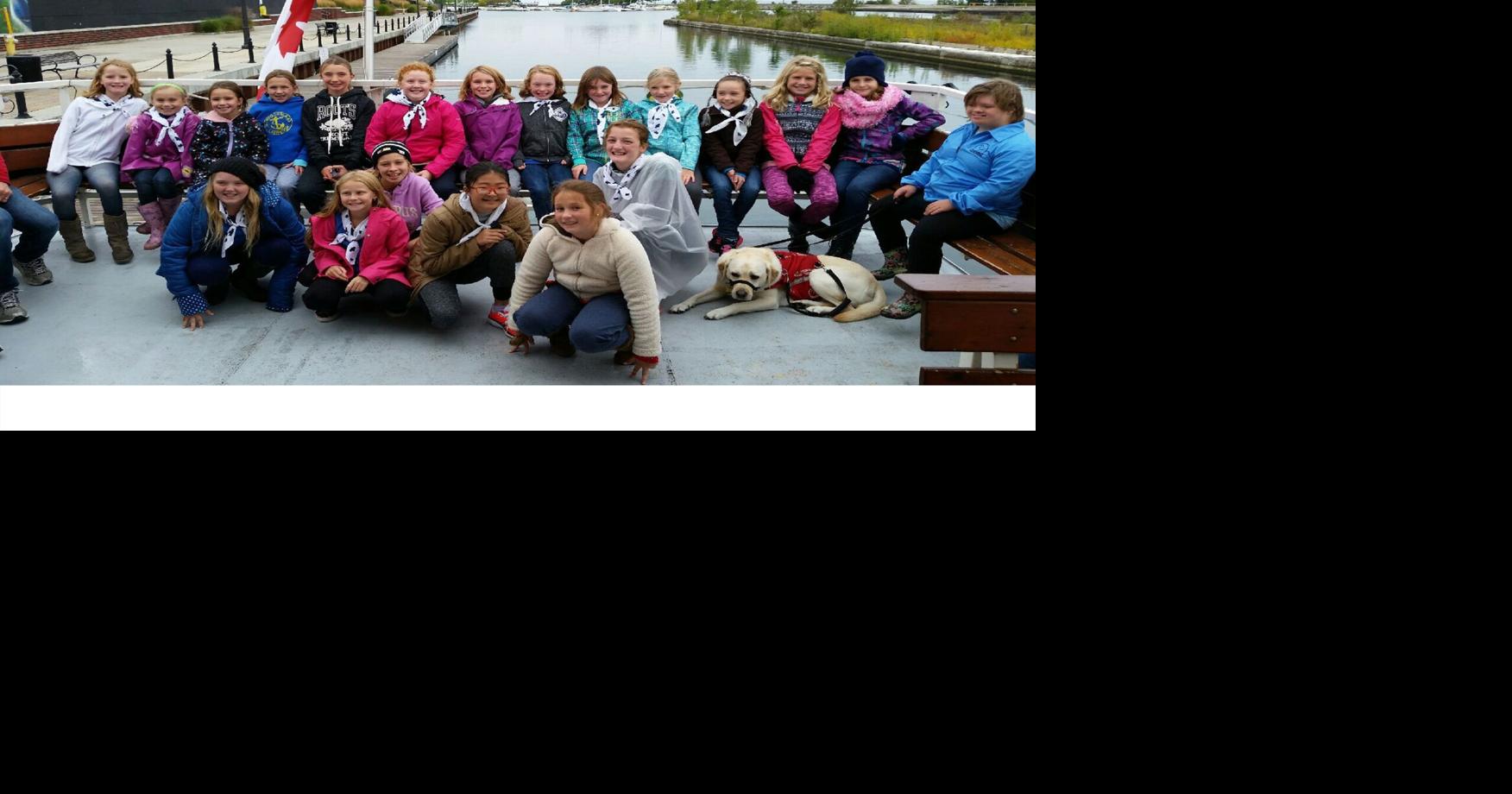 Collingwood Girl Guides and Pathfinders explore harbour on boat tour