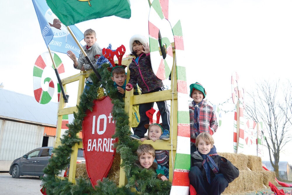 Santa comes to Barrie tonight