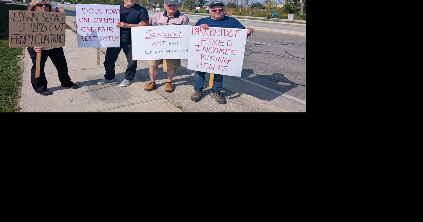 Wasaga Beach homeowners protest at Parkbridge headquarters