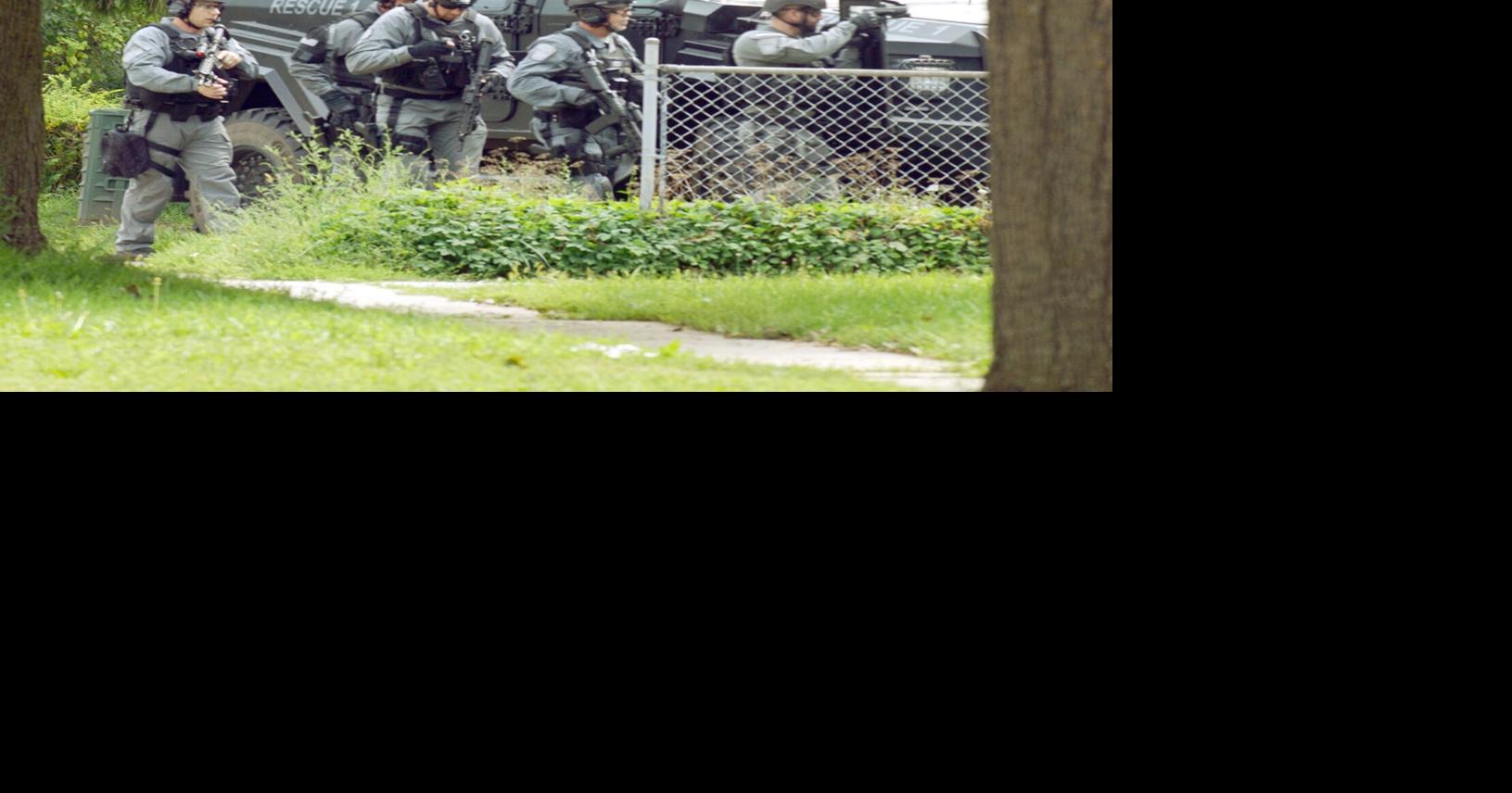 Barrie police arrest 5 in Peel St. drug bust